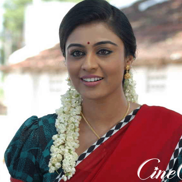 Neha Hinge – Tamil Cinema News, Kollywood News, Latest Tamil Movies ...