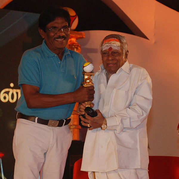 Puthiya thalaimurai Tamilan Awards – Tamil Cinema News, Kollywood News ...