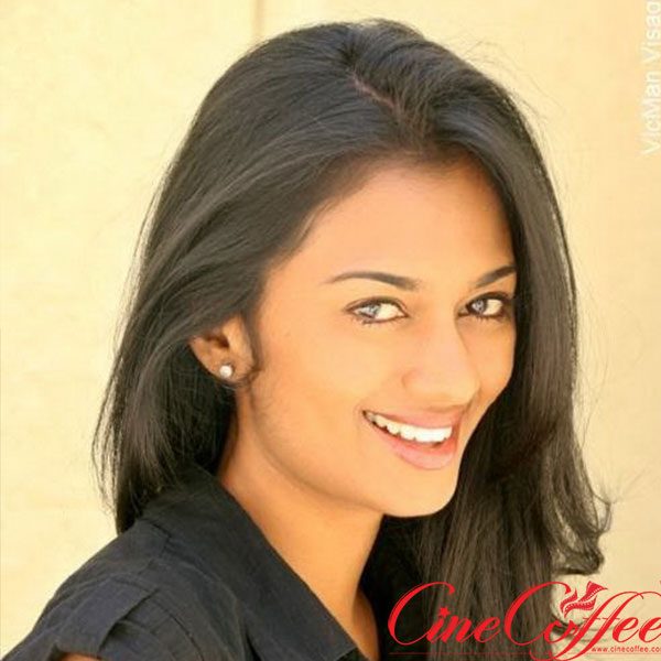 Mouhrna Anitha Reddy Stills | Unakkenna Venum Sollu Actress Stills