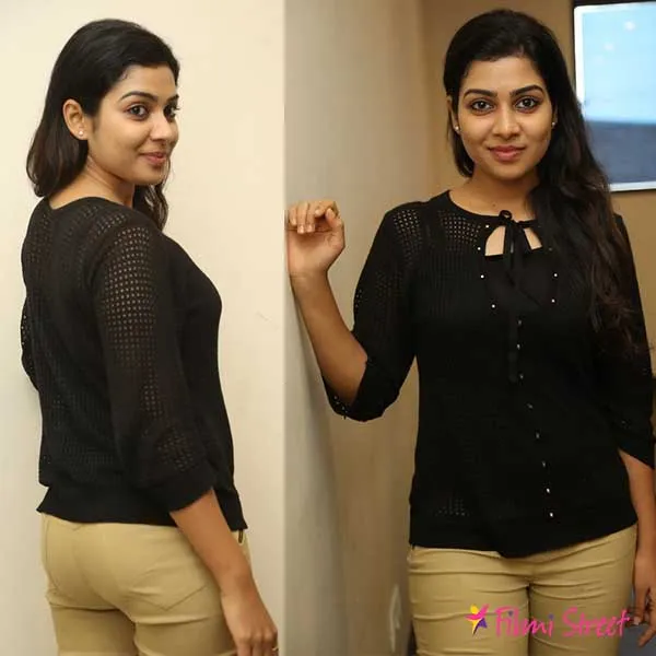 Satna Titus Gallery, Stills, Images, Pictures, Photos, Pics, Clip