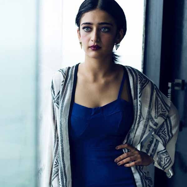 Akshara Haasan (aka) Aksharaa Hasan Photos,Stills,photoshoot images ...
