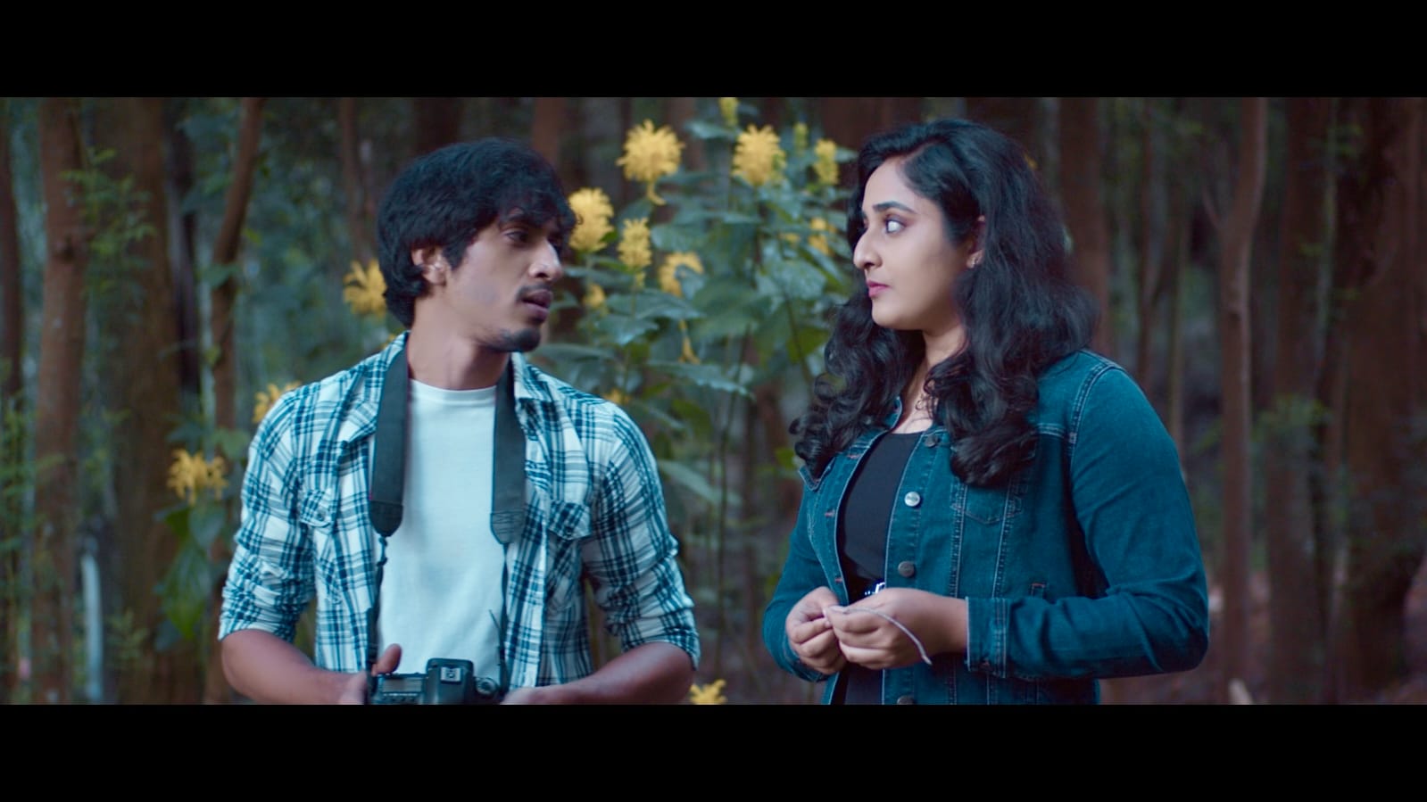 'பிக்பாஸ்' ஷாரிக் ஹாசன் உடன் இணைந்த டபுள் ஹீரோயின்ஸ்