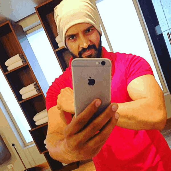 Santhanam images, new photos, latest stills