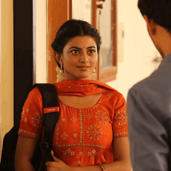 Kamali From Nadukkaveri movie stills